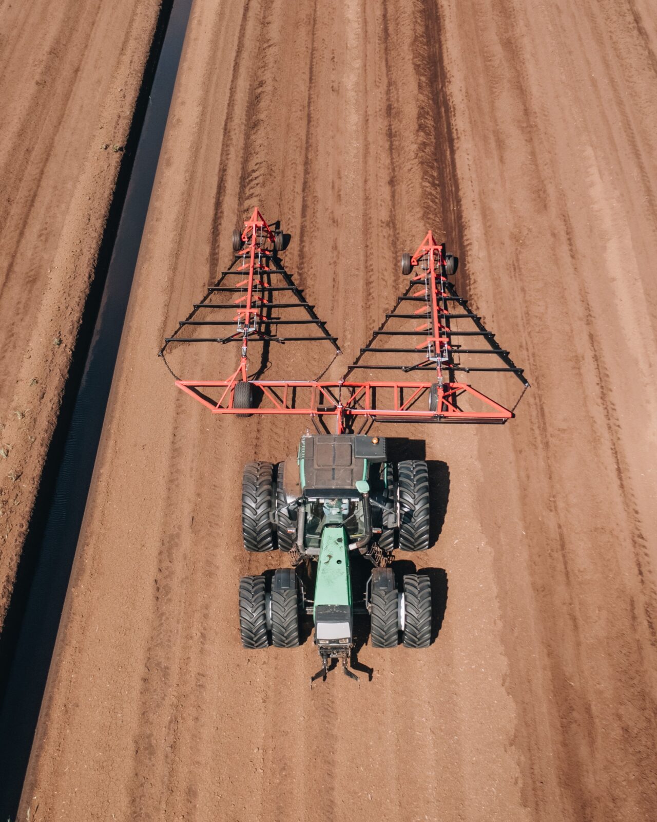 About us - ELVA E.P.T. AS